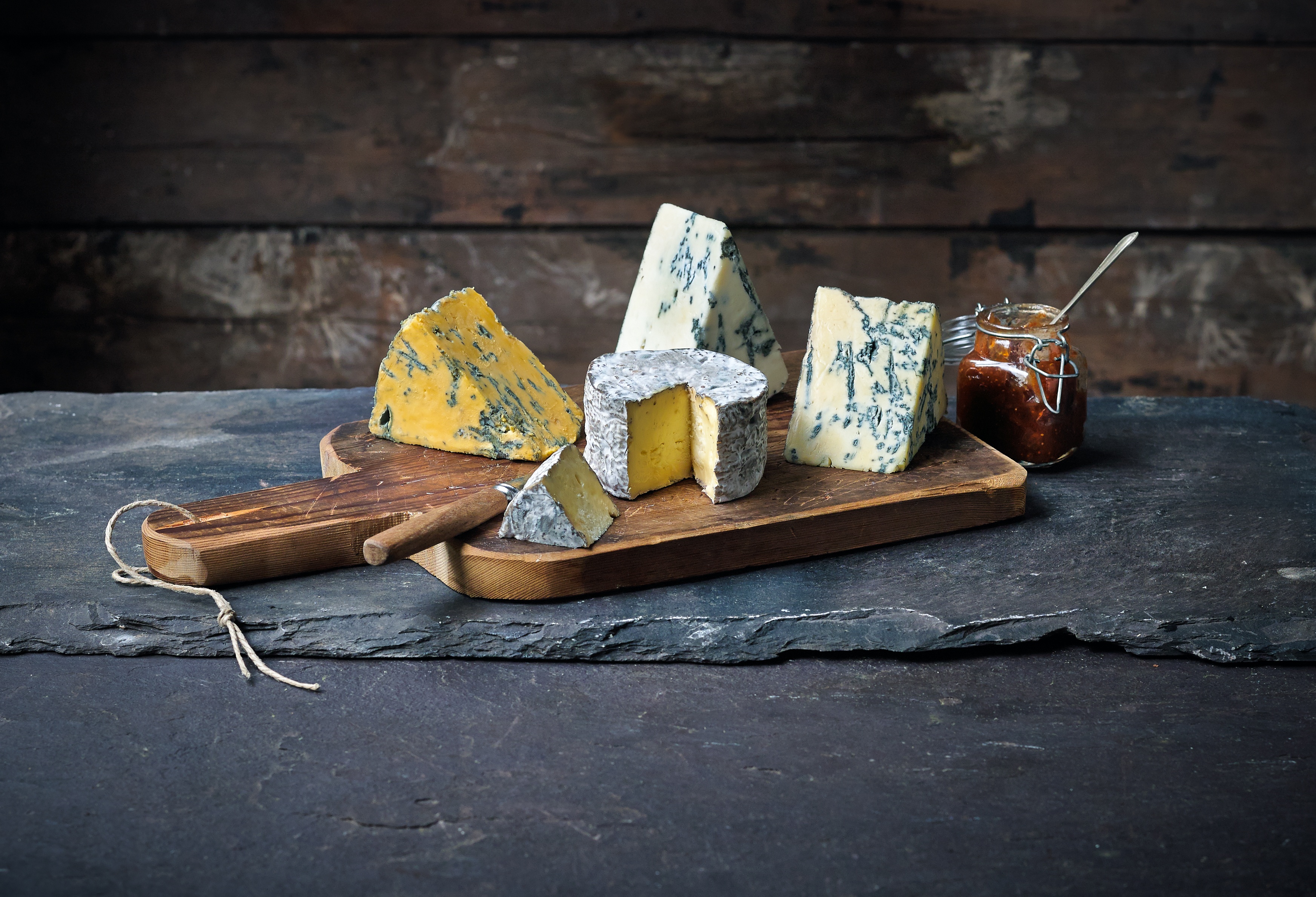 5 Perfect Cheese Gifts For Foodies This Christmas